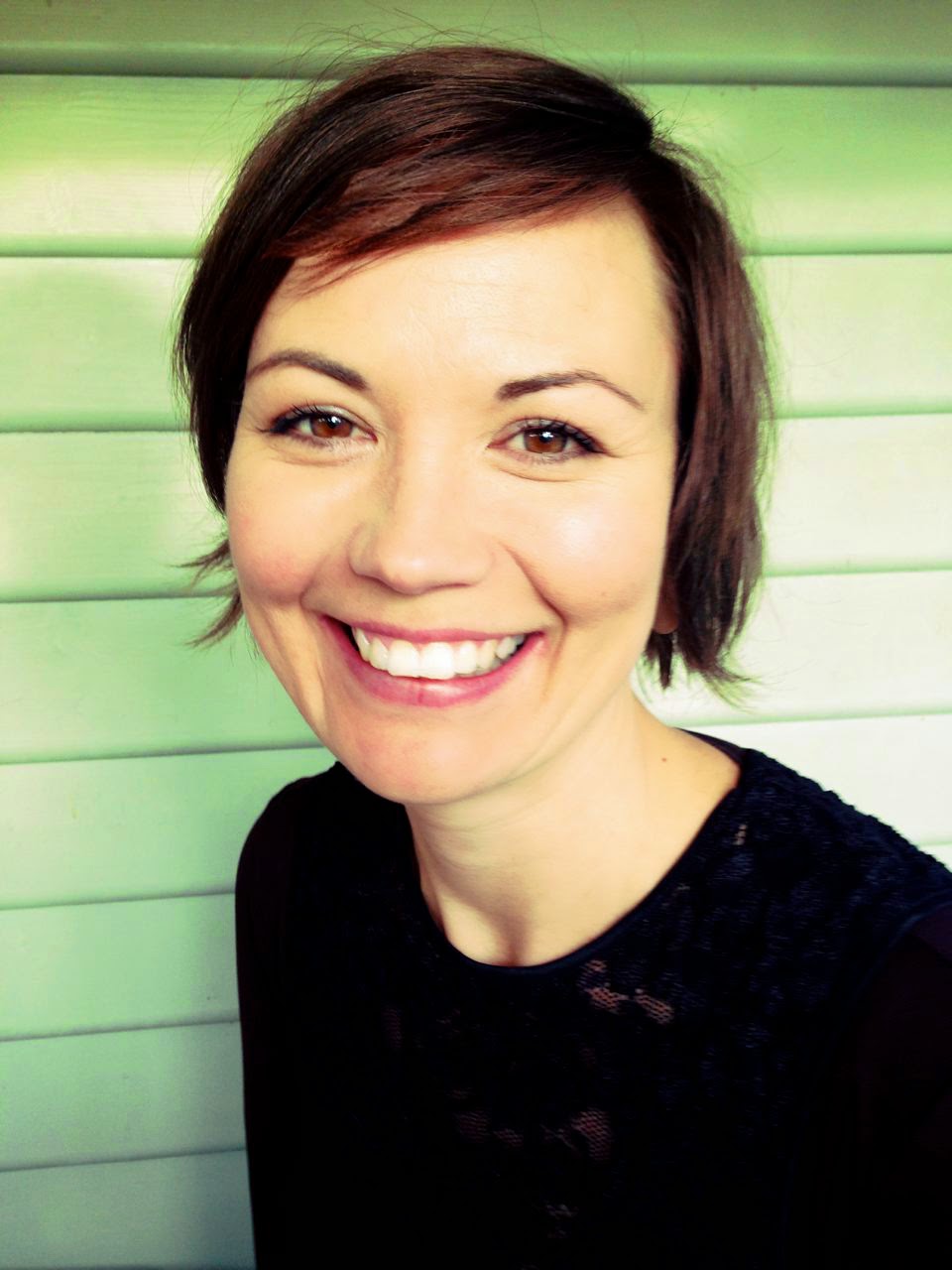 Ruth Clare : Study into the impact of Vietnam War on the next generation