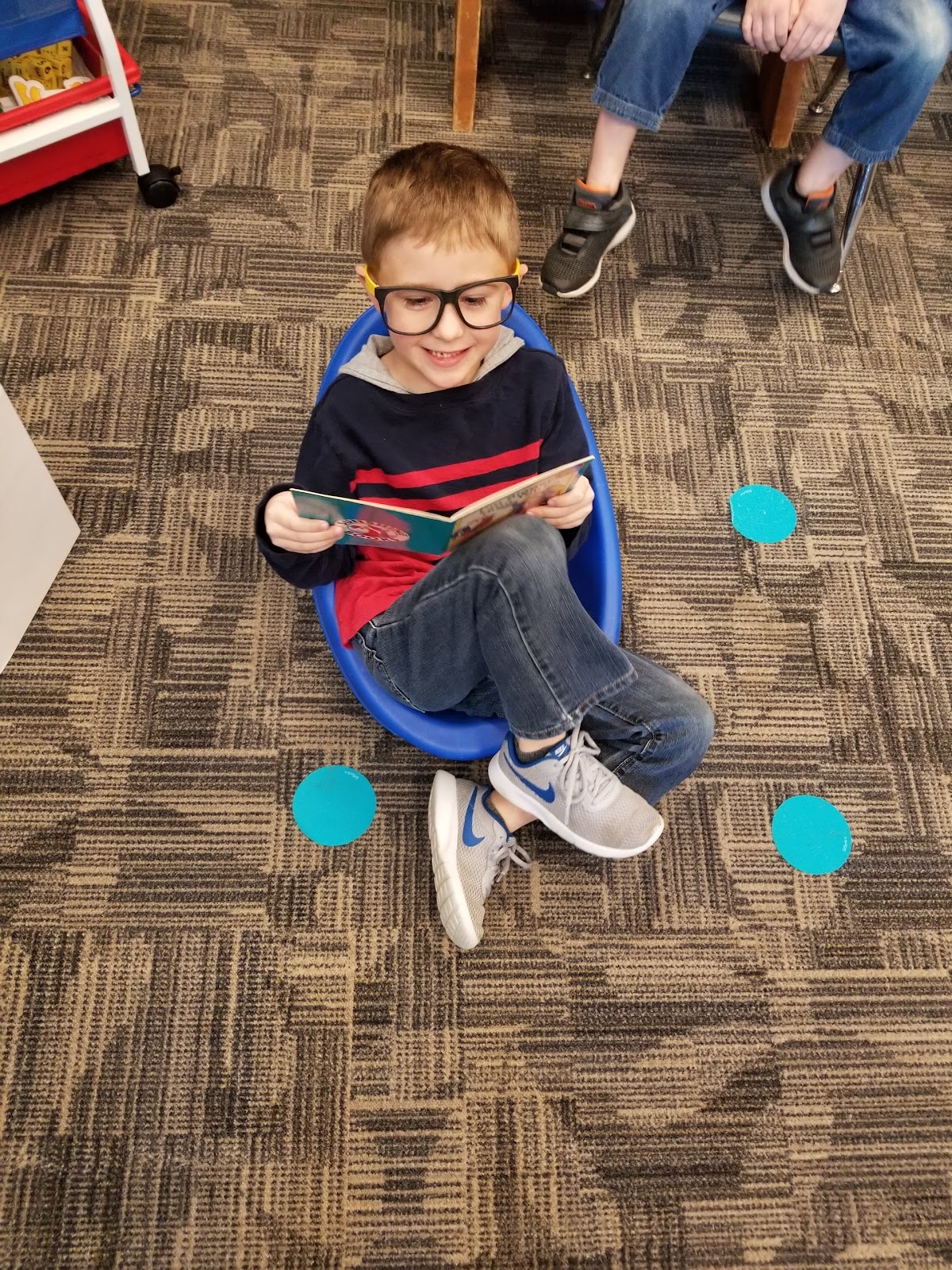 Mrs. Berry's Busy Bee Kindergarten: Building a Strong Reading ...