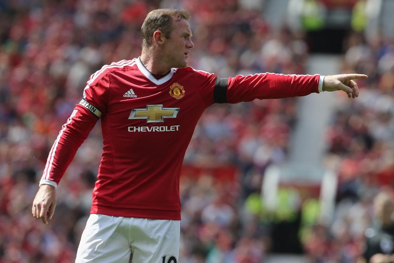 Football Offside: Player Reviews, Fan Views and Transfer News