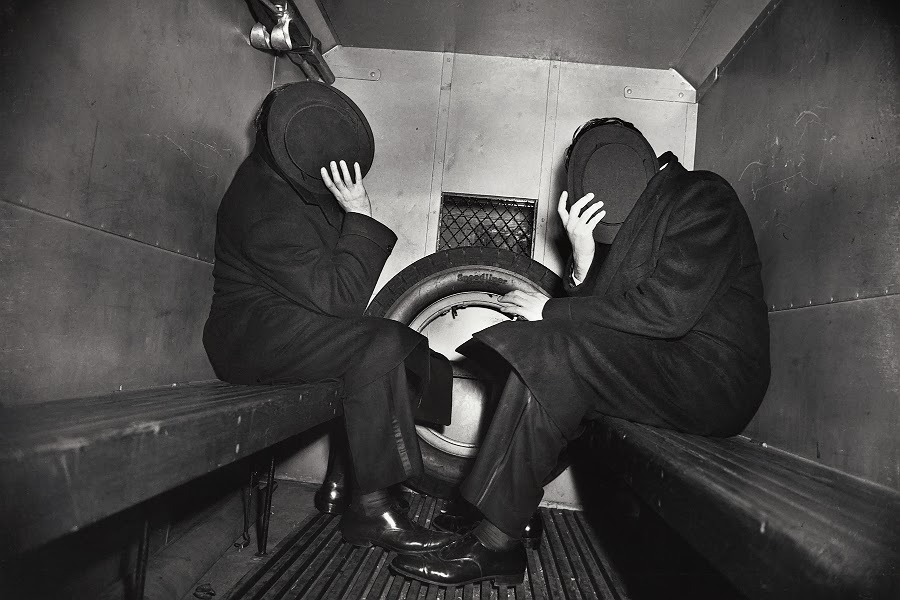 Museo LoPiù: Amazing photographers: Arthur Fellig 'Weegee' (1.01)