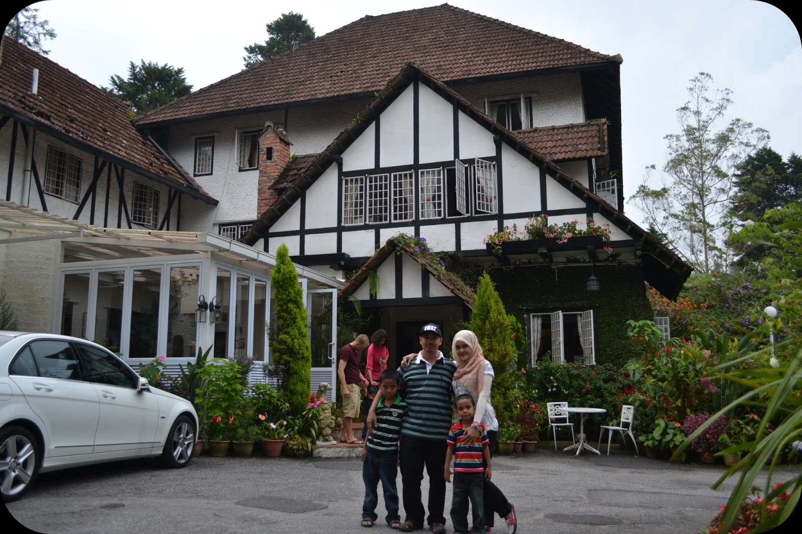 MY ALL: Cuti2 Cameron Highlands: Tea with Scones at SmokeHouse Hotel ...