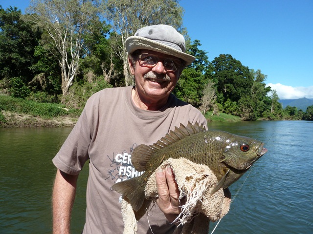 Fishing Cairns: Magic Mulgrave - some days are diamonds!