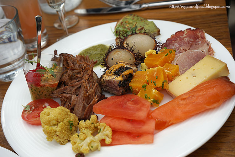 Sunday Brunch at Firefly - studio city - Vegas and Food