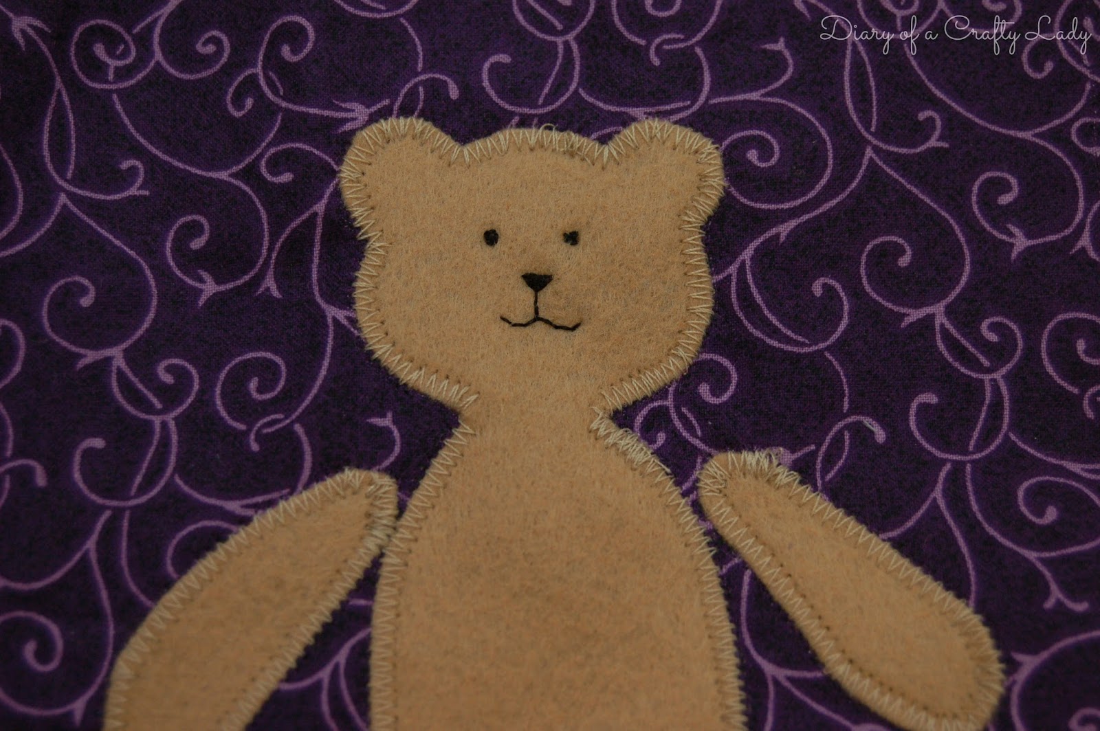 Diary of a Crafty Lady: Teddy Bear Felt "Paper Doll" with case