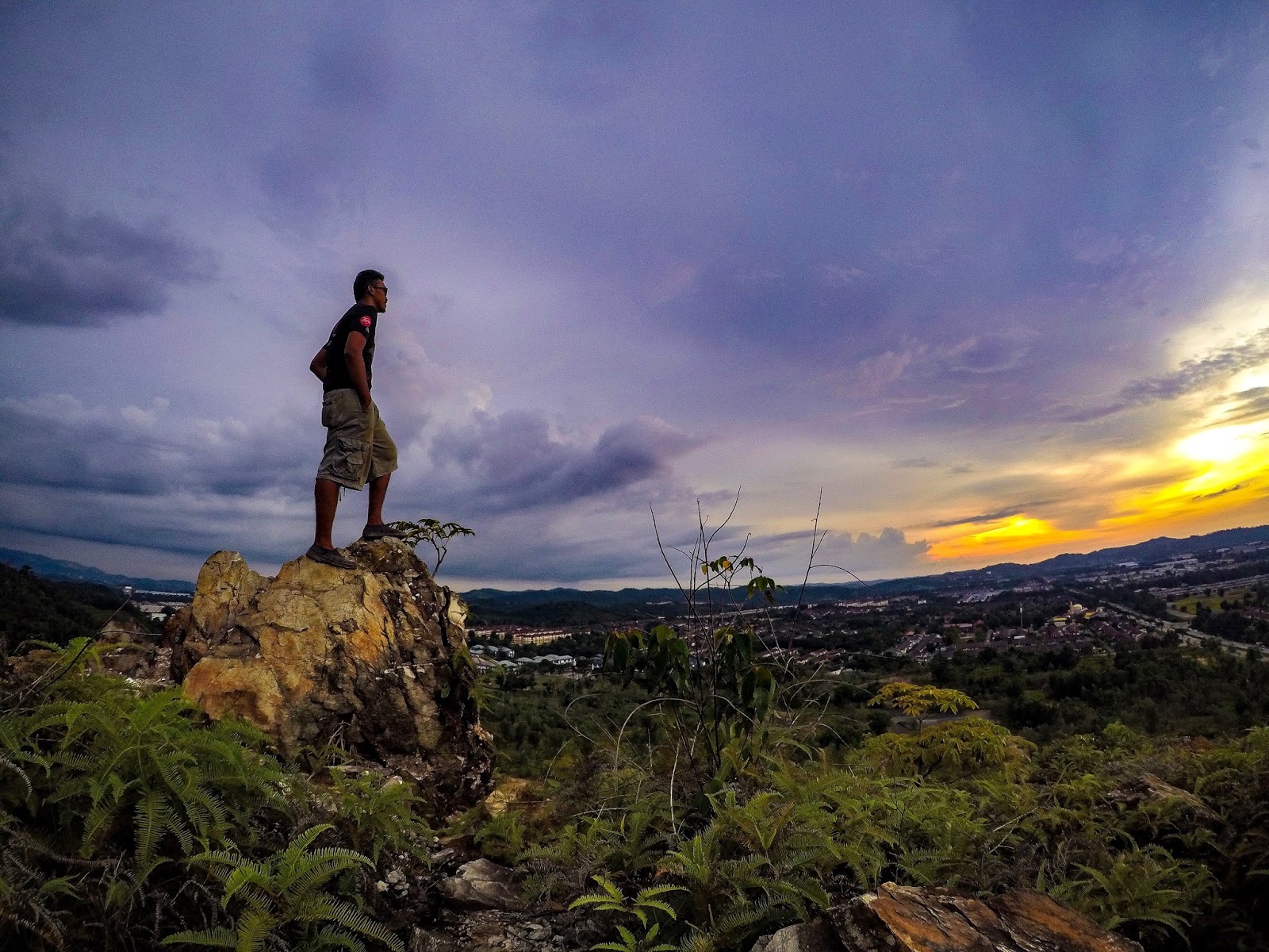 Bukit 2 ringgit @ Bukit Sentosa