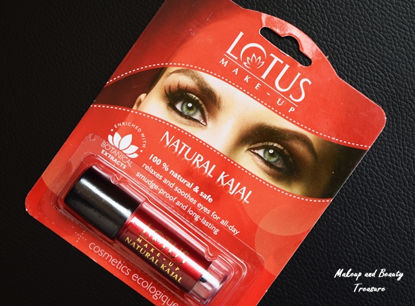 best makeup beauty mommy blog of india: Lotus Natural Kajal Review