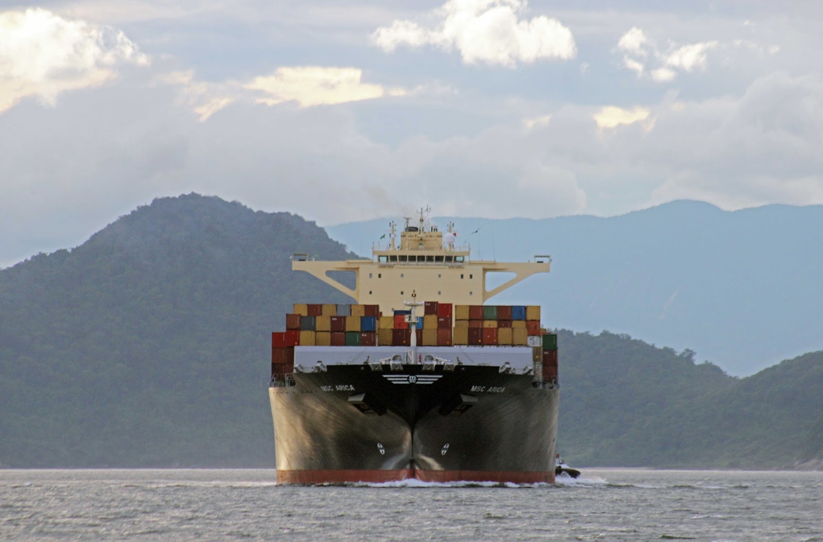 Santos Shiplovers: M/S MSC Arica / 9HA3320, Arriving Santos, 30/12/2017