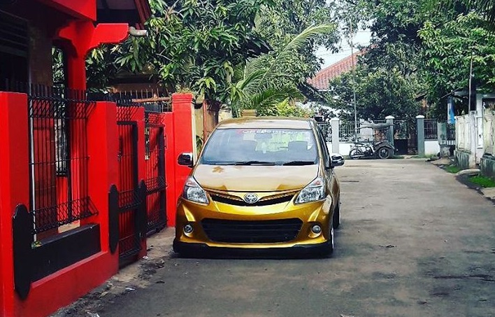Modifikasi Avanza Super Keren Warna Kuning Emas Owner @kaji_boim | All ...