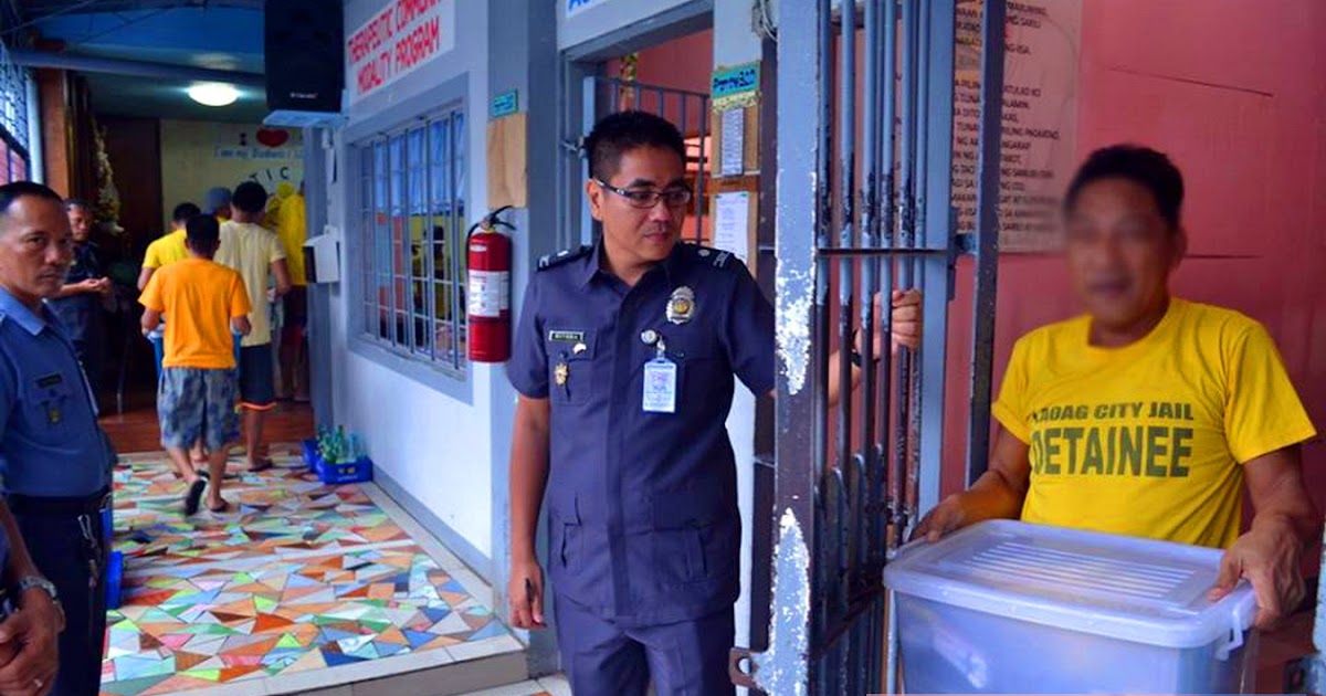 Laoag BJMP holds graduation rites for 17 ALS graduates