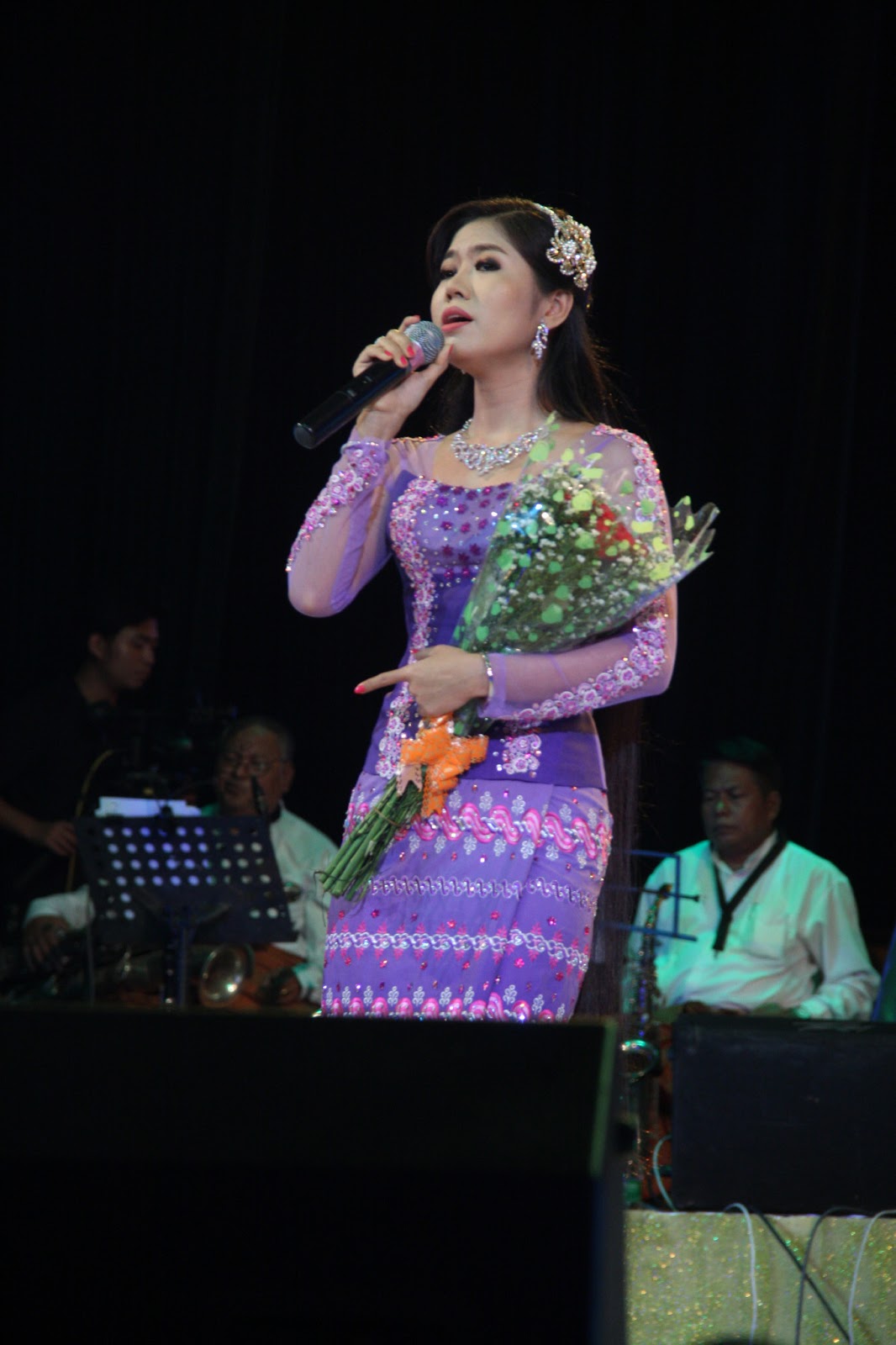 Myanmar Celebrities: Myanmar Music Live Concert 2013- Mar Mar Aye