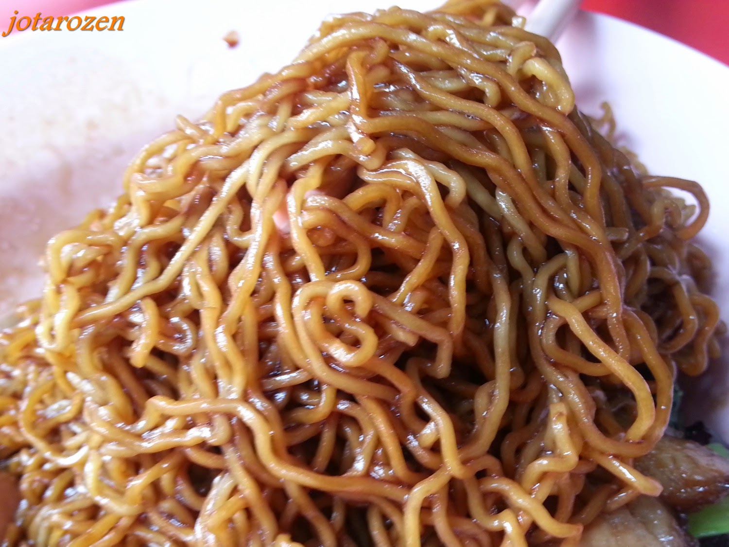 Footsteps - Jotaro's Travels: YummY! - Wantan Noodles @ Ho Kee Puchong