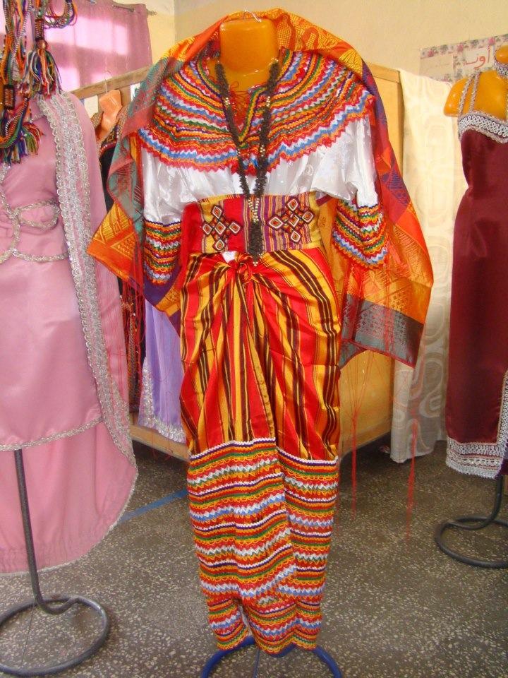 Die Kabylei: Das Festival des kabylischen Kleides