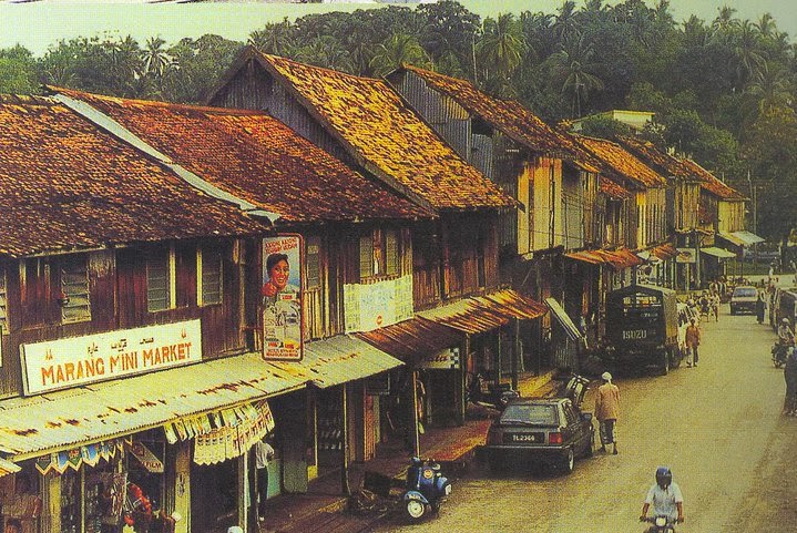 KENDERAAN , BERIADAH , MAKLUMAT: Sejarah Bandar Marang Terengganu