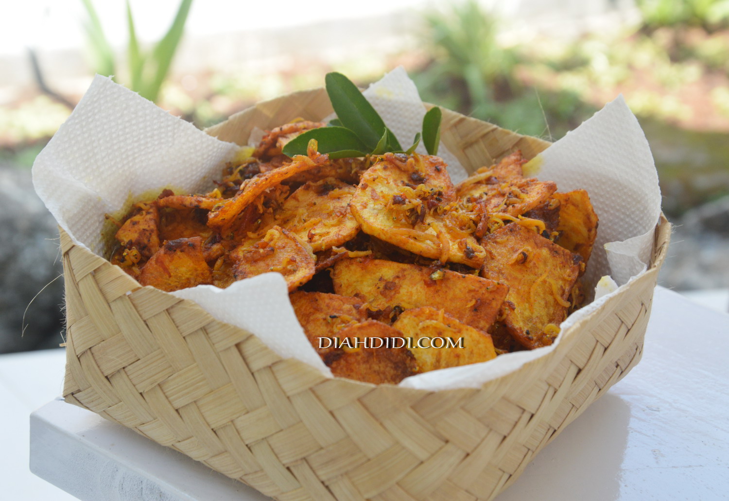 Diah Didi's Kitchen: Rendang Keripik Kentang