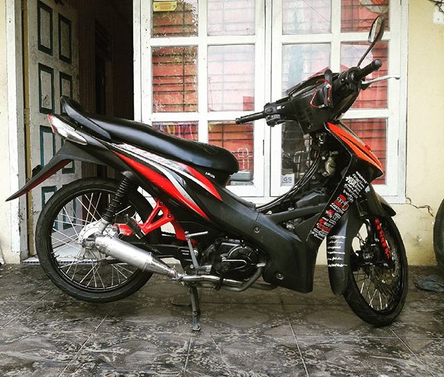 60 Koleksi Foto Modifikasi Motor Revo Fi Gagah Untuk Turing