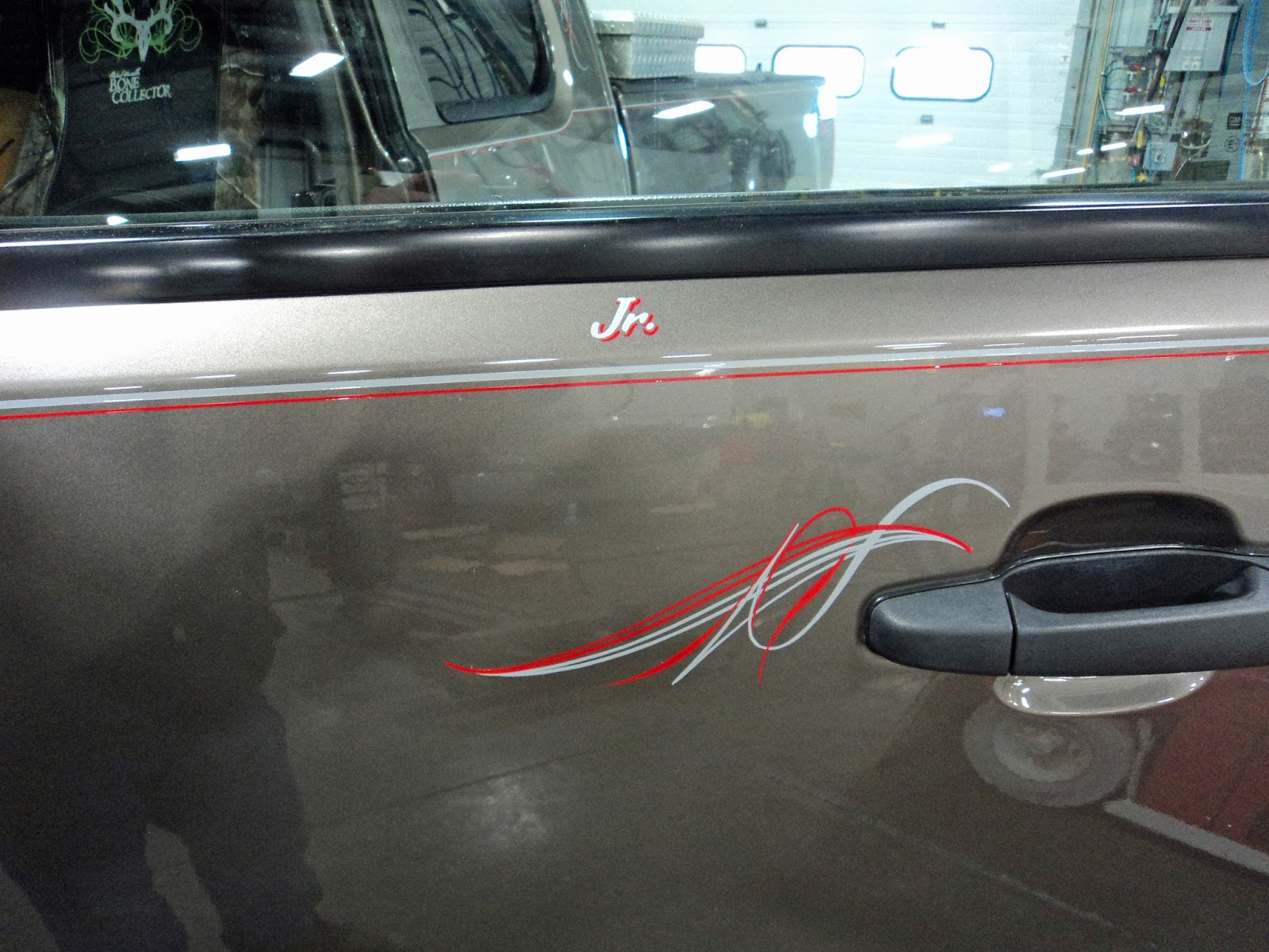 Dennis Day Designs - Lettering, Pinstriping; Murals: Pinstriping