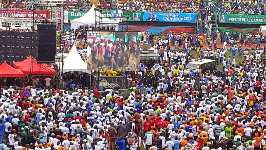 IN PICTURES: Thousands throng APC presidential rally venue in Lagos ...