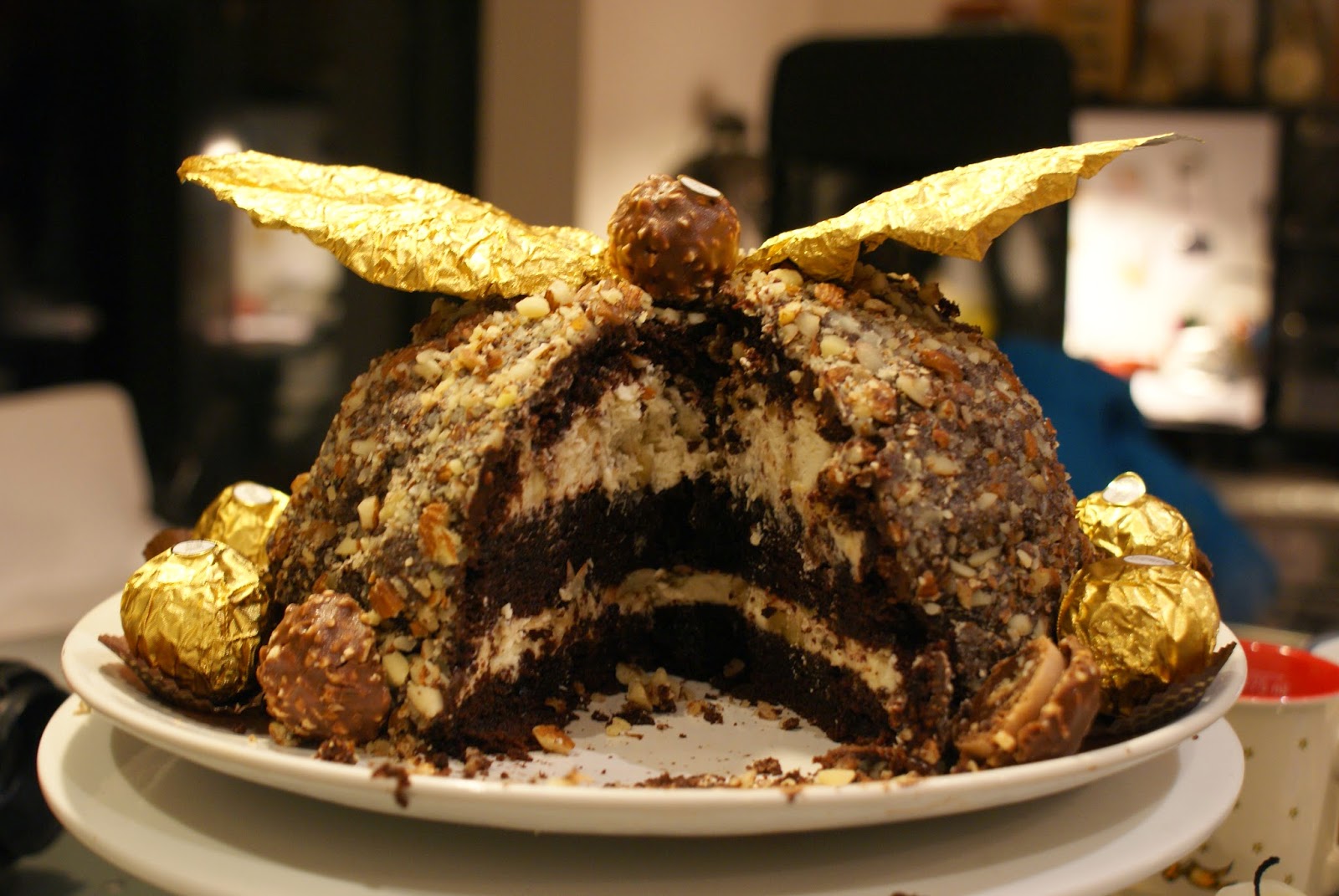 Admire, Aspire, Inspire: Ferrero Rocher 'Golden Snitch' Dome Cake