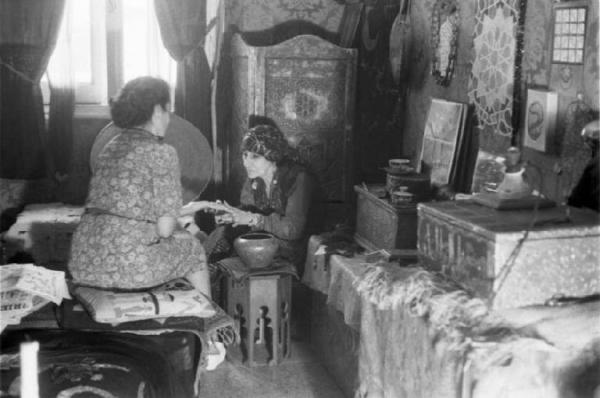 MA PRAVDA A MOI: Leda Rafanelli, anarchiste et diseuse de bonne aventure