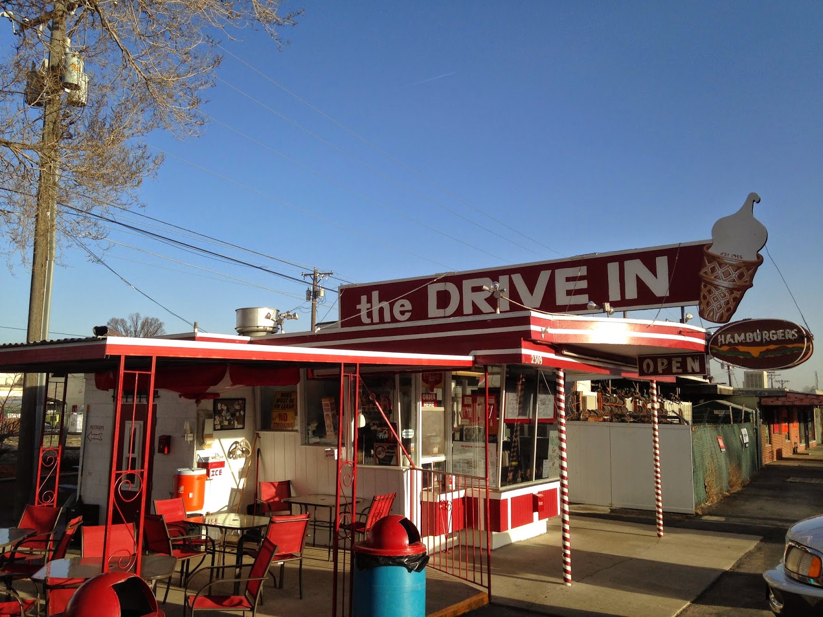 autoliterate: The Drive In : Colorado Springs