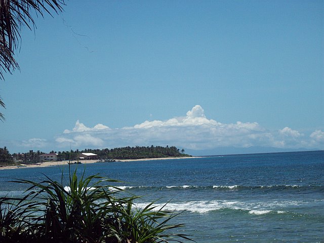 CALAYAN ISLAND: BEACHES OF CALAYAN ISLAND