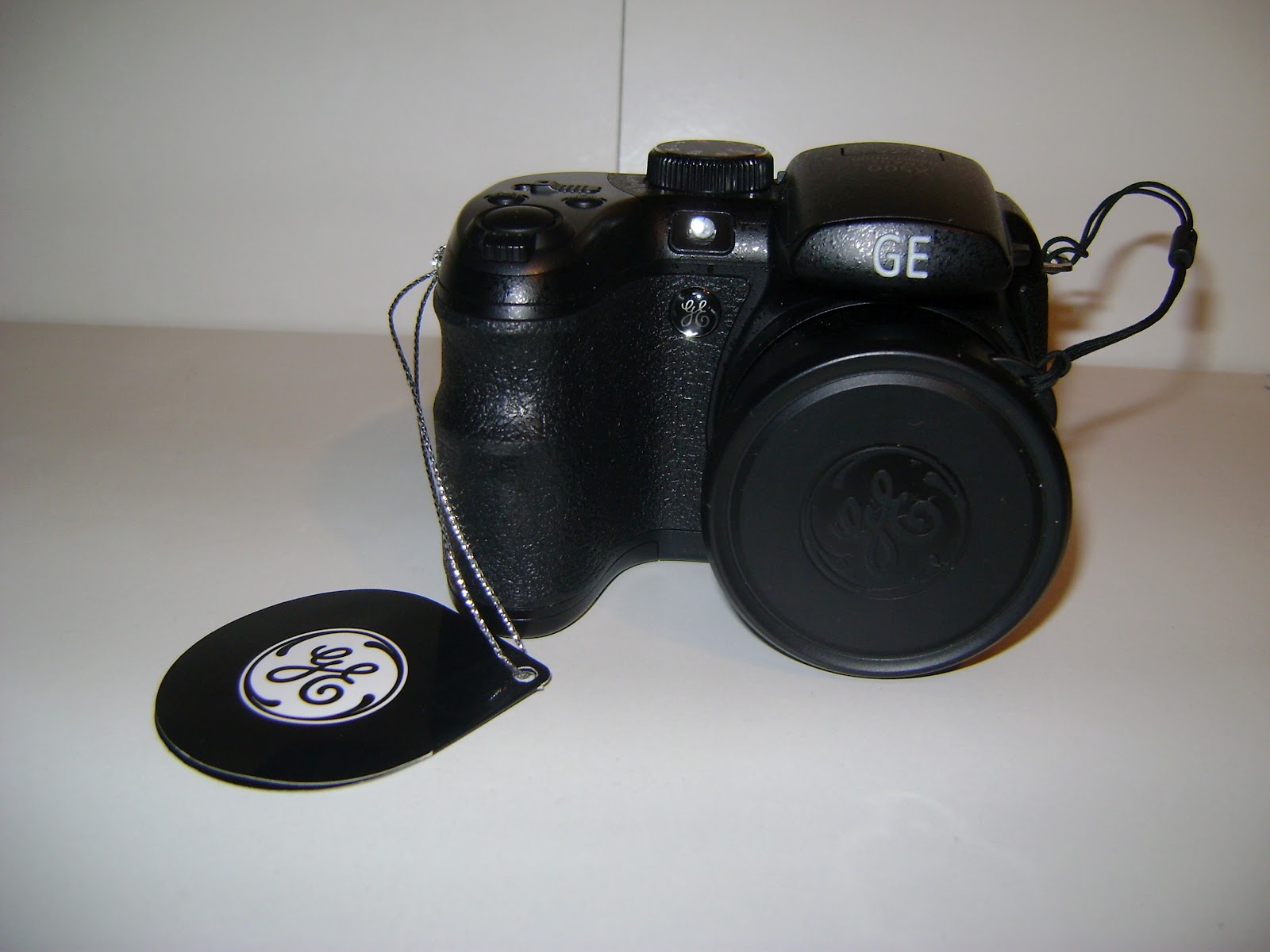 Electroventas: General Electric Cámara Semiprofesional X-500 negra