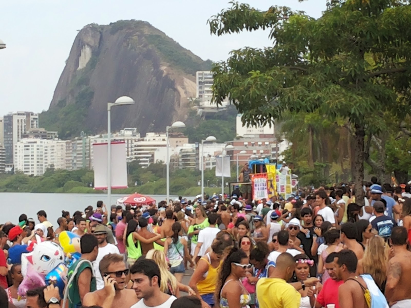 Rio de Janeiro: O Melhor Carnaval de Blocos de Rua do Mundo!! Confira a ...
