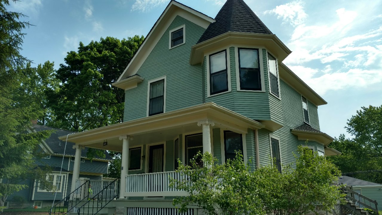 A Sears Maytown in Distress