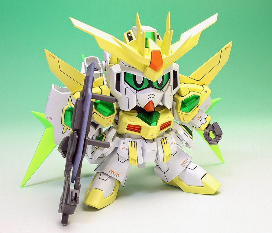 Custom Build: SDBF Star Winning Gundam + Real Form