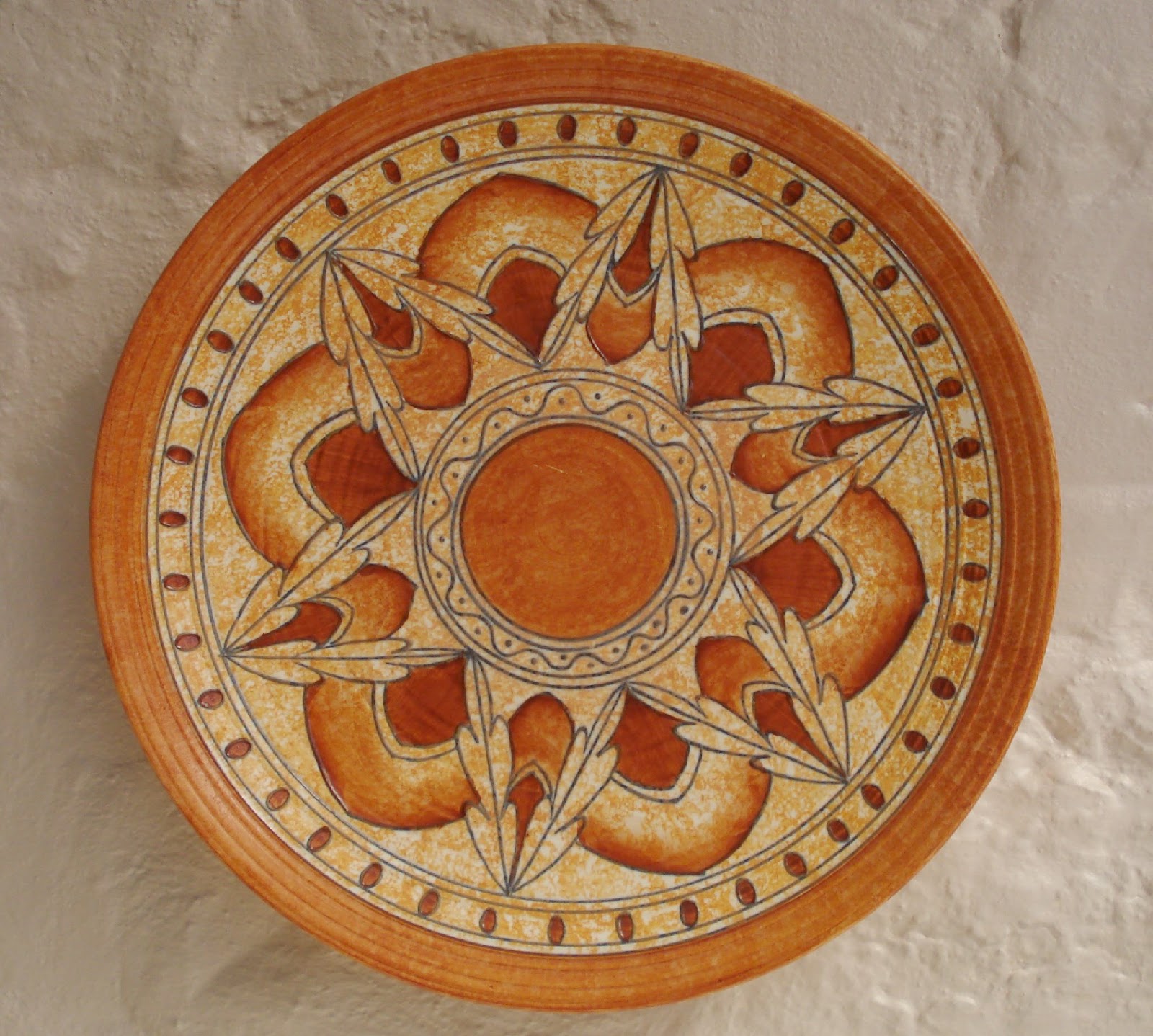 Crown Ducal & Charlotte Rhead Pottery: 2682 - Lotus Leaves