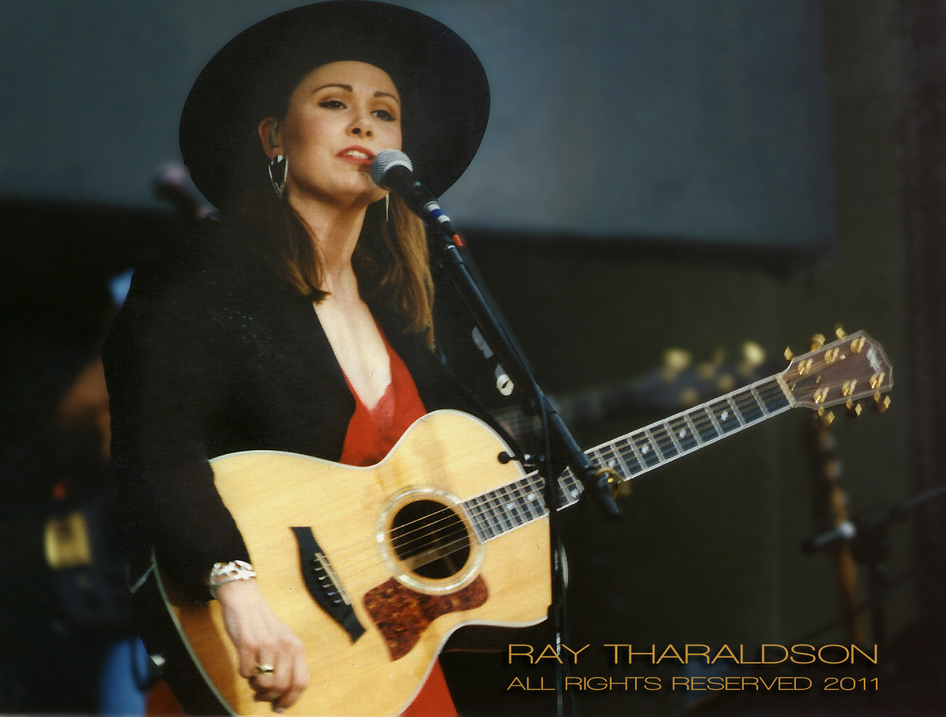 American News Broadcasting: Suzy Bogguss performs at the Opry