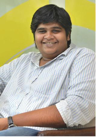 Karthik Subbaraj Family,Age,Height,DOB,Wife,Wiki - britydetails