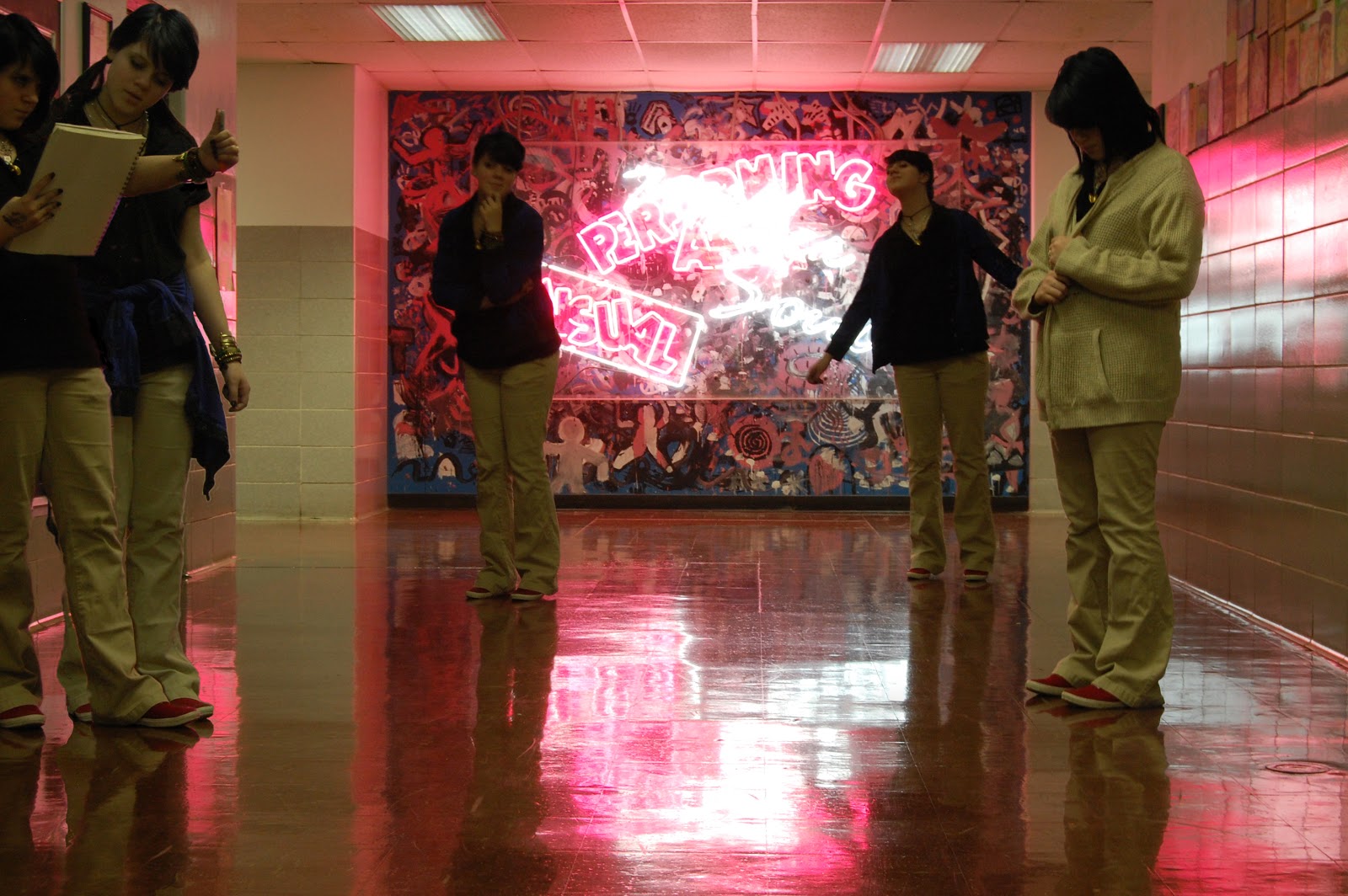 DeaArtEd: Lesson: Multiple Me Photography