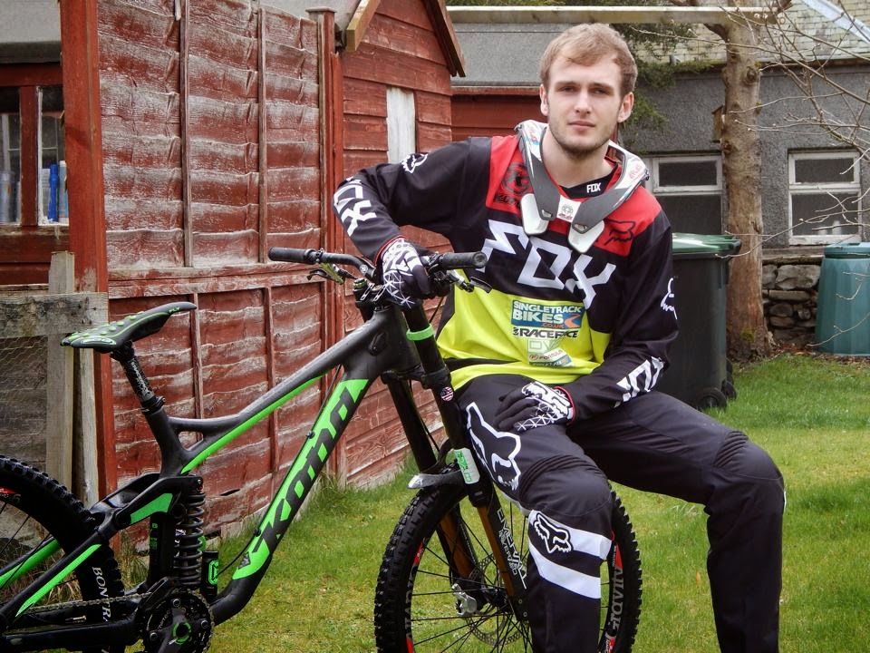Singletrack Bikes: Help Lewis Buchanan race more World Cups