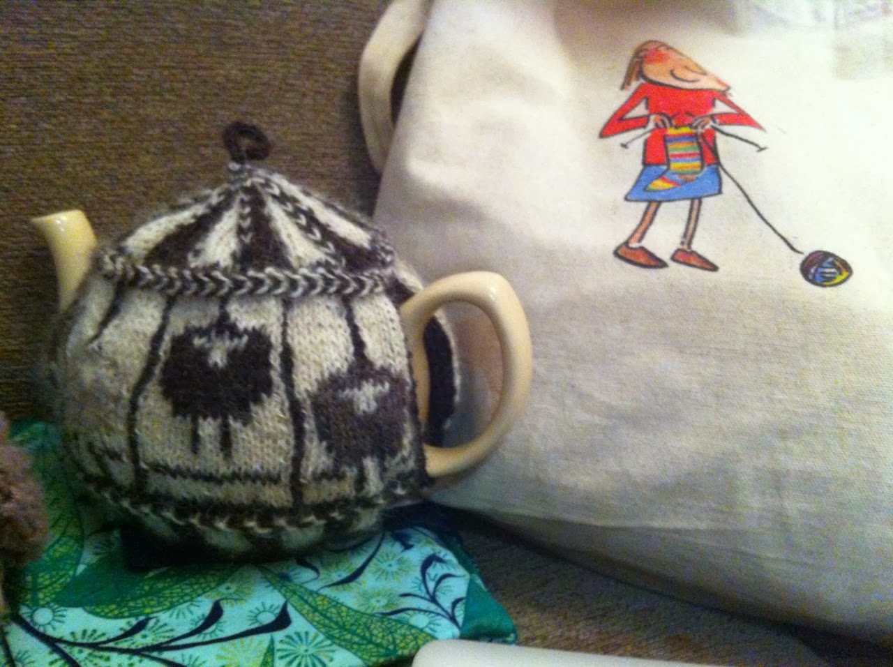 Stitchin' Bints: Knitting Kate Davies' Sheep Carousel Tea Cosy with ...