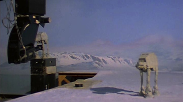 STAR WARS AFICIONADO WEBSITE: ILM CLASSIC IMAGE: CAMERA ANGLED WALKER
