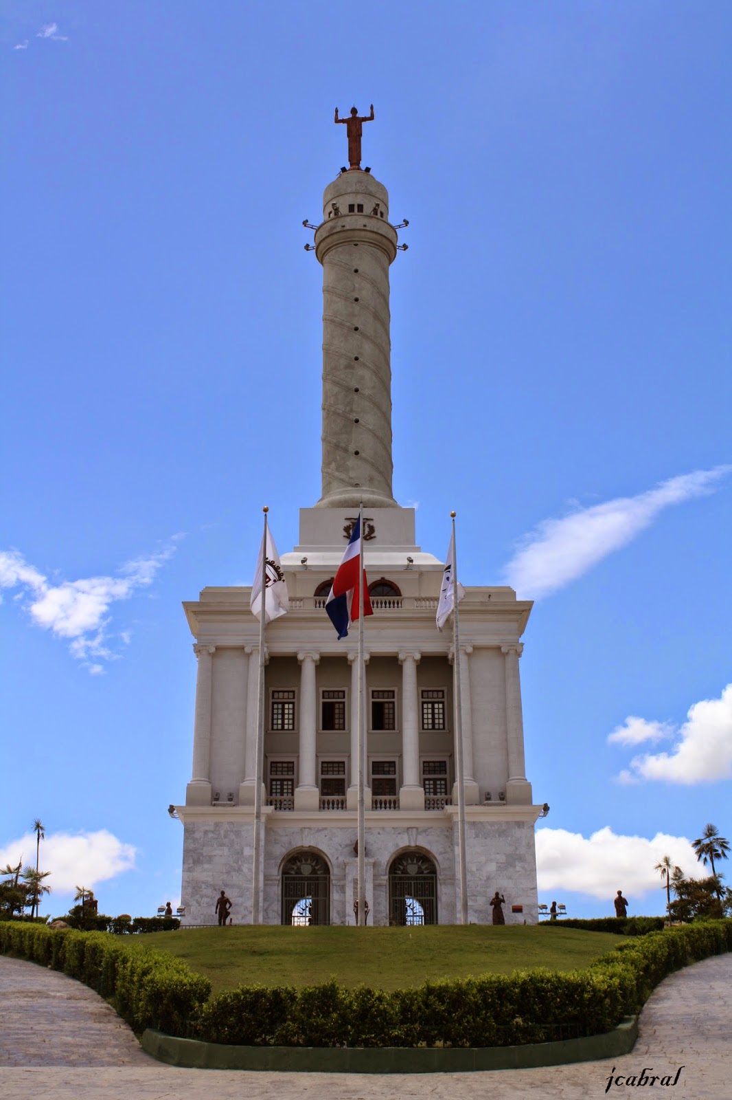 MONUMENTO de SANTIAGO cumple 70 años de ser erigido. ~ PUEBLO NUEVO NEWS