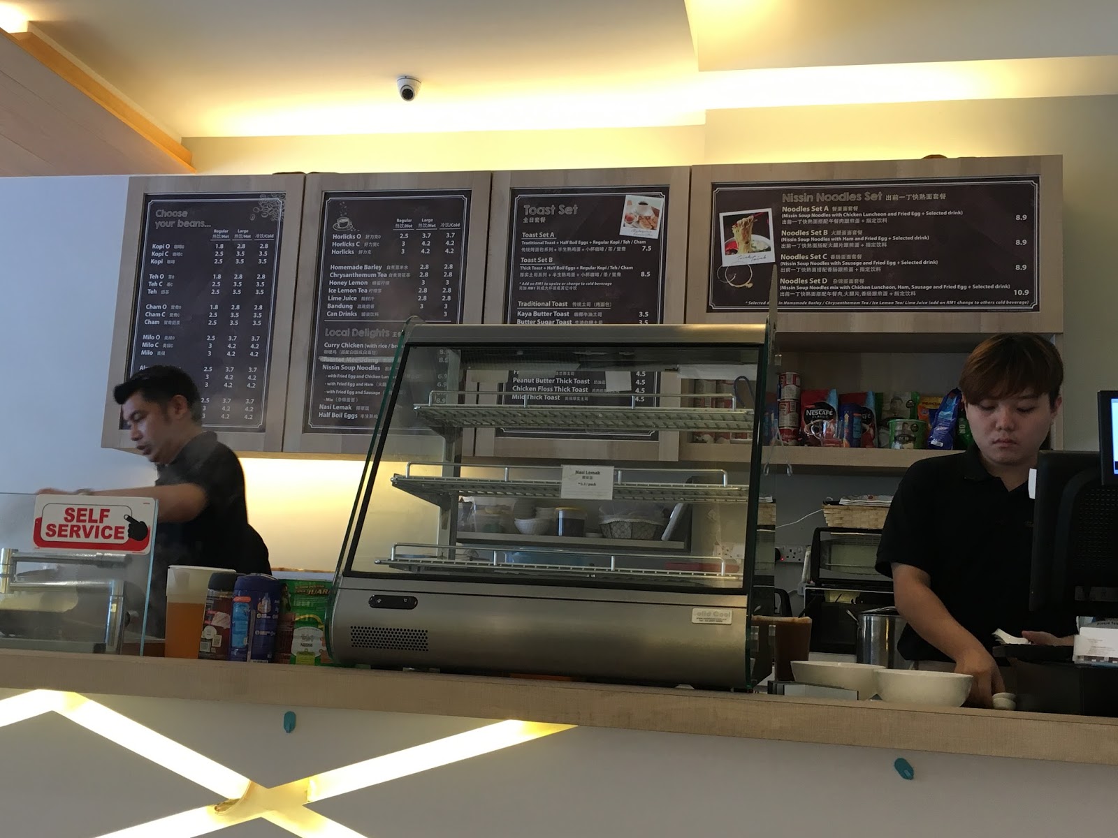 Mable Maeve - Food, Travel, Makeover & Sensitive Skin Care - Beauty