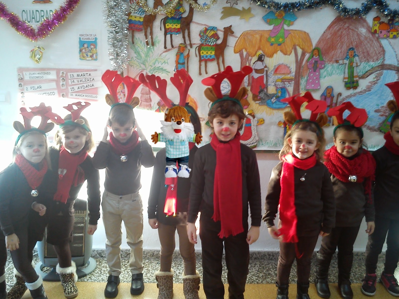 EL MUNDO DE INFANTIL: ERA RODOLFO UN RENO...