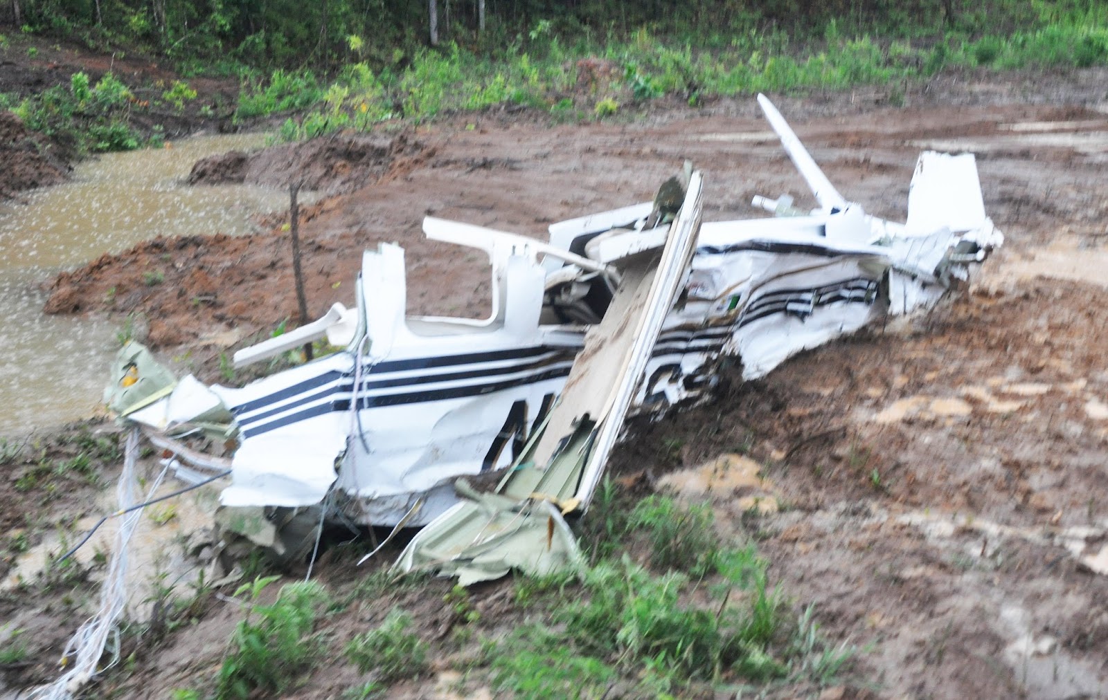 Kathryn's Report: Beechcraft A36 Bonanza, Harrison Gypsum LLC, N976S ...