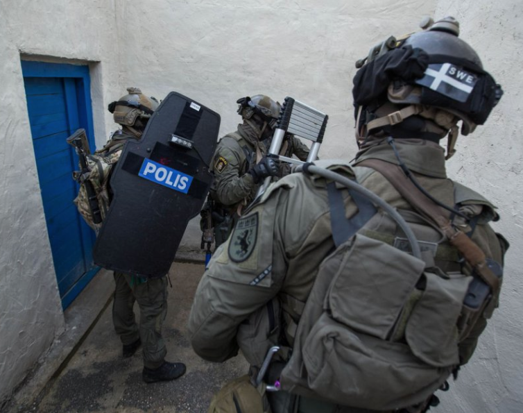 Gsg9 1/87 Unité spéciale: NOCS Nucleo operativo centrale di sicurezza