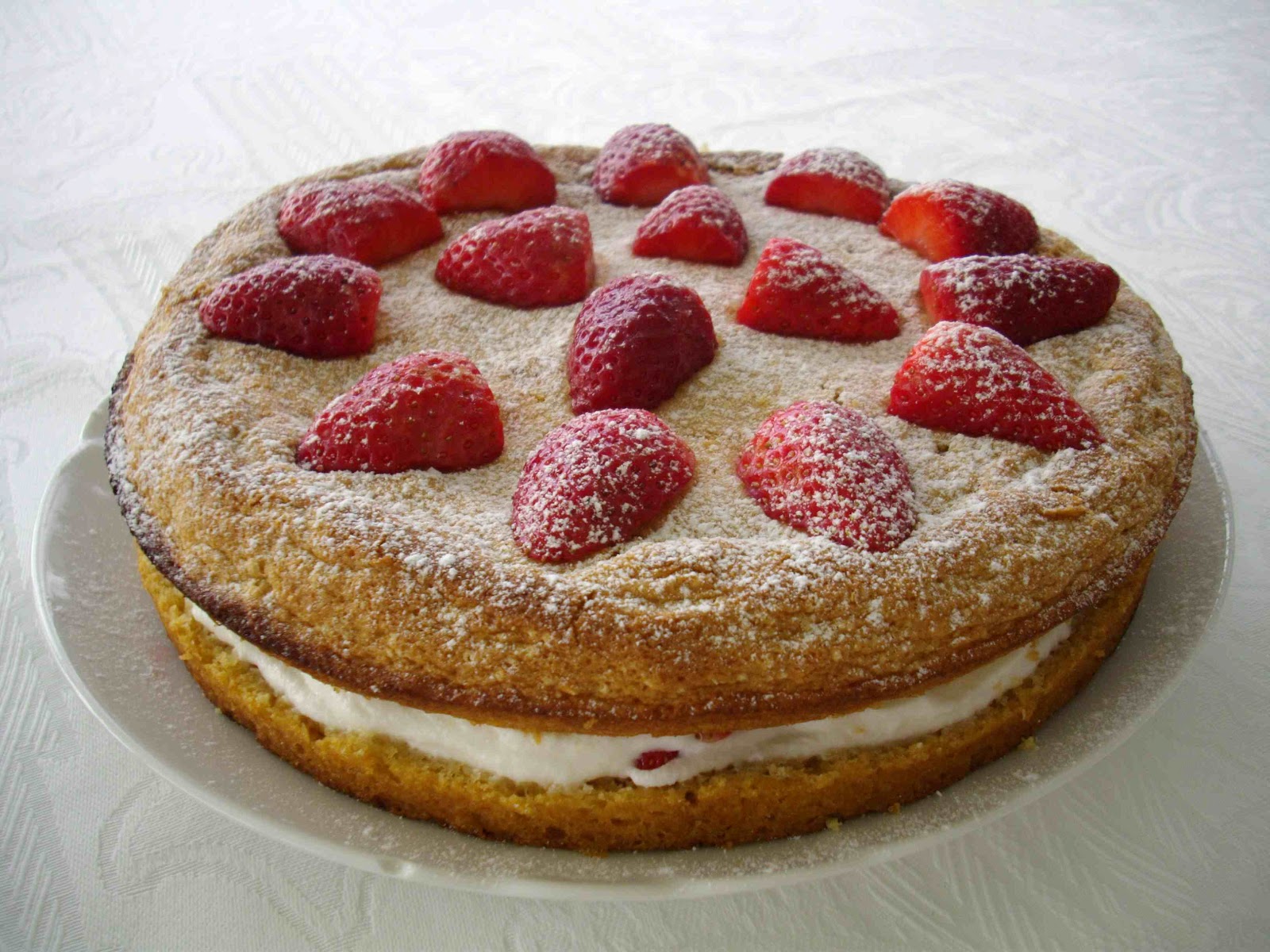 Malène aux fourneaux: Gateau aux fraises - 4PP/personne