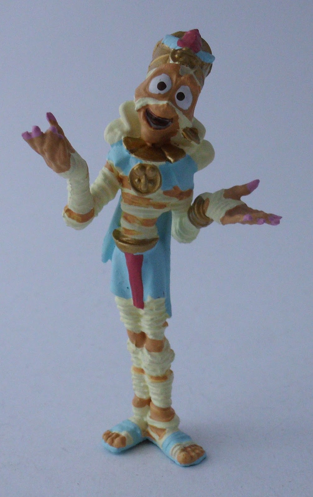 PERSONAJES DE CINE, TBO Y TV (2): MOMIA (LAS AVENTURAS DE TADEO JONES)