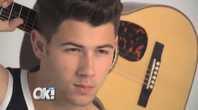 THE PIT STOP: Nick Jonas: Men's Fitness Photoshoot (BTS)