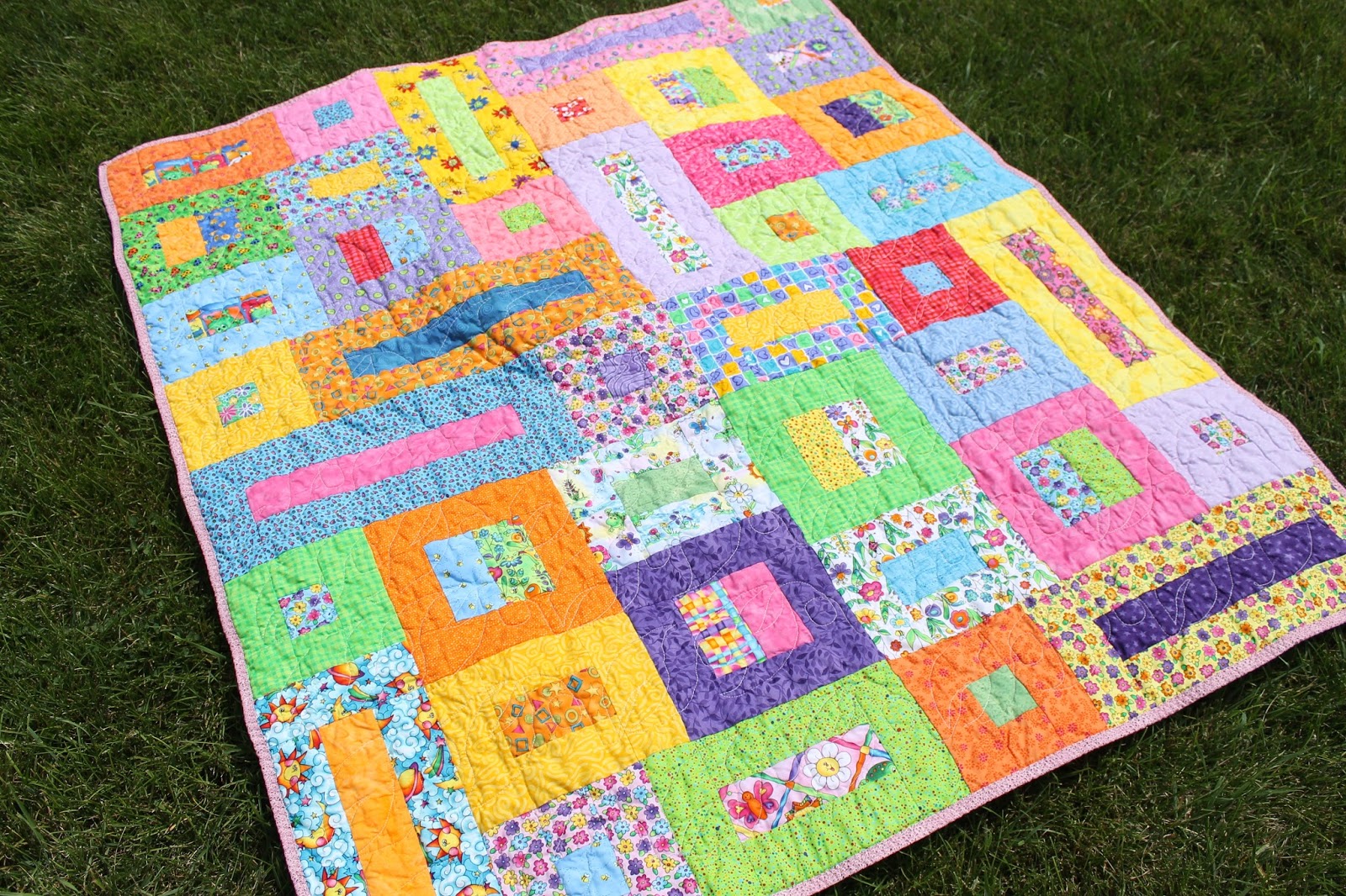 SunShine Sews...: Snug as a Bug Quilt