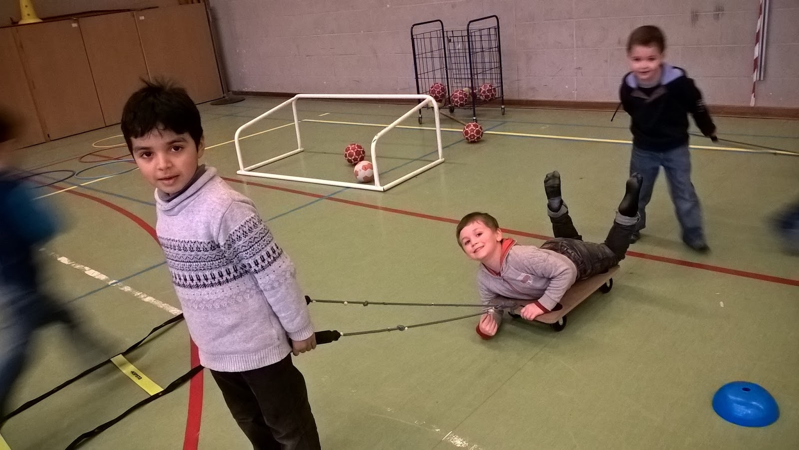 Welkom in de 3de kleuter 'bezige bijtjes' klas: grote ‘kleuter-kerst ...