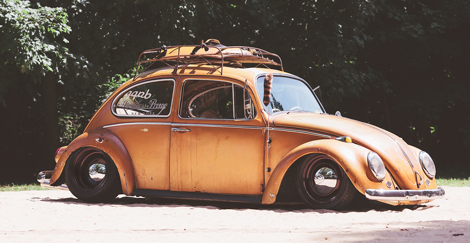 HELL ON WHEELS: 65' Volkswagen Beetle by Anthony DiCarlo