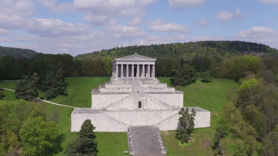 L'arte e il suo fascino: L'architettura neoclassica.