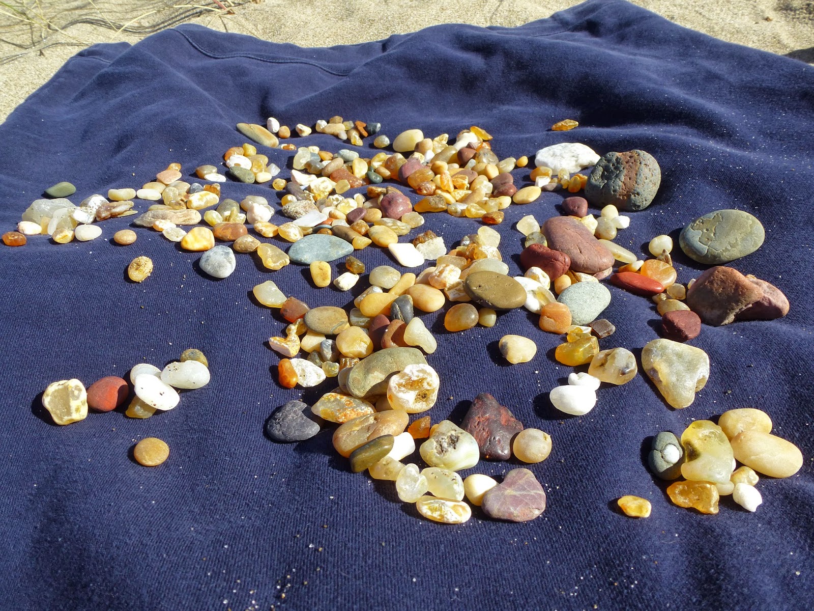 Hiking Oregon: Oregon Coast Romantic Rock Hounding