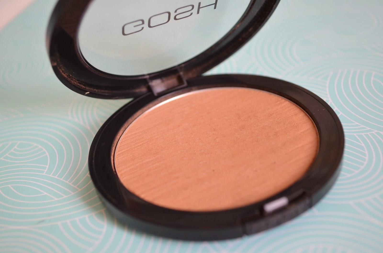 SVEGA: Review: Gosh Bronzing Powder 02 Natrual Glow